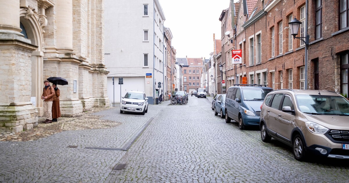 Groot Begijnhof kiest circulatieplan met groot plein voor Begijnhofkerk ...