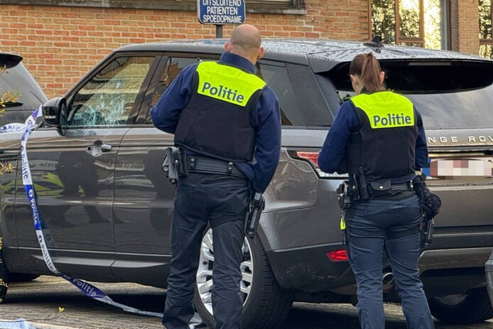Man die neergeschoten werd in Berchem ontsnapte wellicht aan ontvoering: “Vrijgelaten na verhoor ...