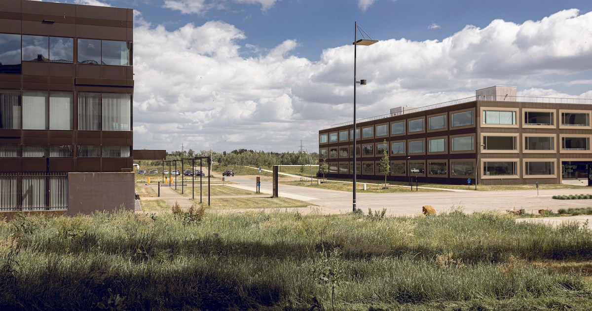 Internationaal warmtenetwerksymposium DHC2025 strijkt op EnergyVille ...