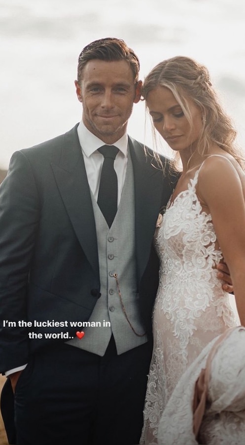 IN BEELD. Louis Talpe in intieme kring getrouwd met zijn Tiffany | Foto ...