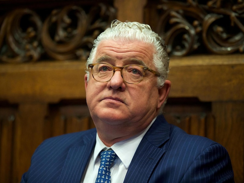 Voormalig Optima-topman Jeroen Piqueur en zijn twee kinderen zijn ...