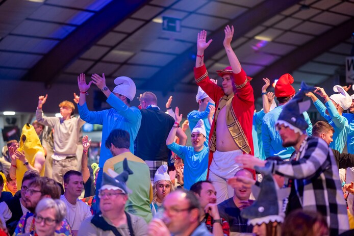 IN BEELD. Dit was dag 1 van de Belgian Darts Open in Oktoberhallen in ...