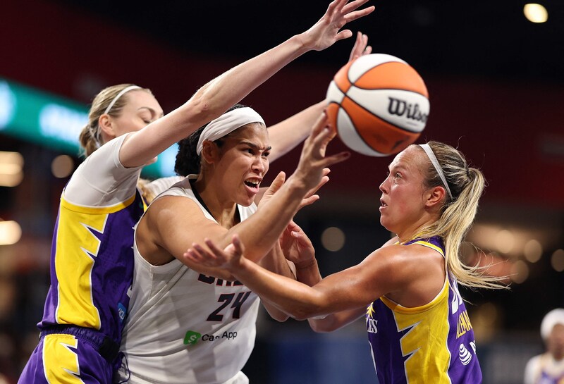 Emma Meesseman en New York Liberty zwaar onderuit in tweede play ...