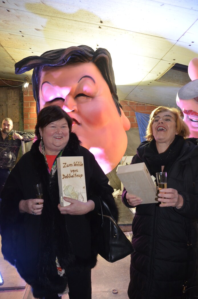 Maggie De Block kan karikatuur van zichzelf door Ninoofse ...