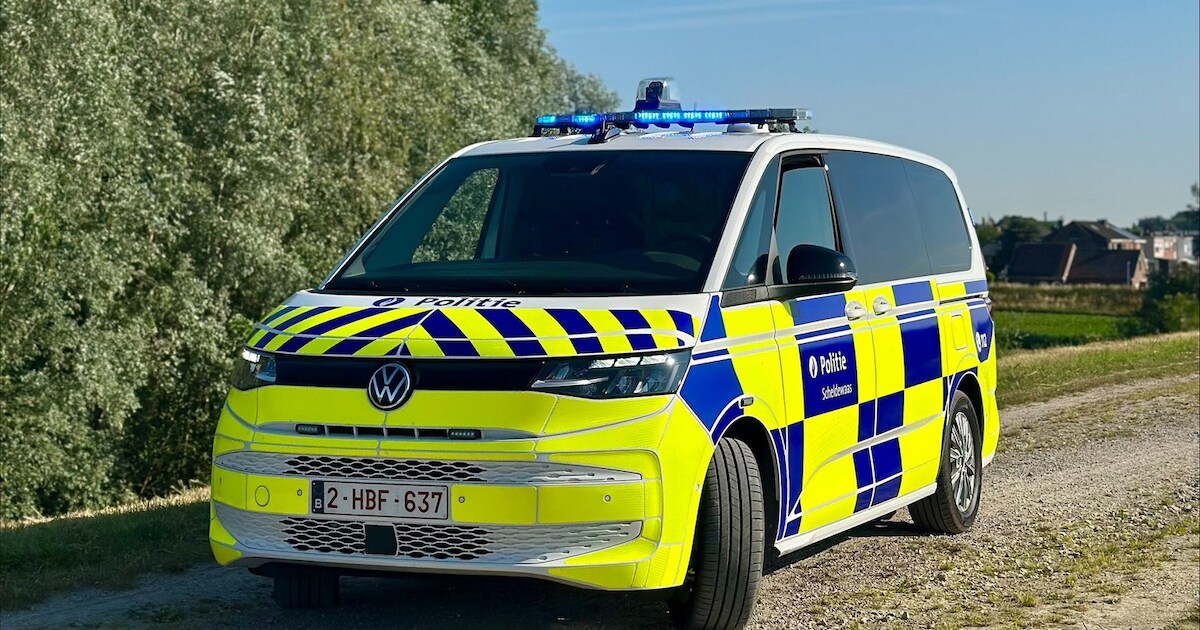 Nieuwe interventiewagens voor politie Scheldewaas zijn opvallender in ...