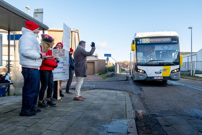 “De mensen worden opgesloten in hun wijk”: buslijn 552 verdwijnt uit ...