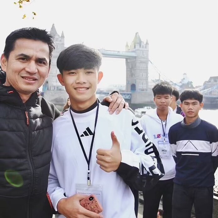 Vijf jaar na spectaculaire redding uit Thaise grot, sterft beloftevolle ...