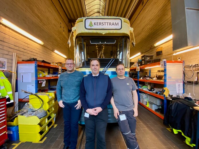 “Met de kersttram mogen rijden? Pure nostalgie”: hoe een oud tramstel ...