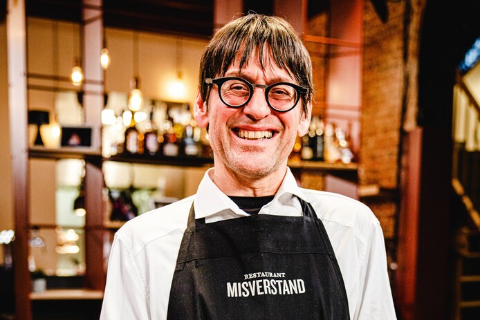 Vrouw van Kris Mees (58) met jongdementie uit ‘Restaurant Misverstand ...