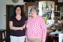 Sheila (46) baat het populairste café van Boom uit: “Met dank aan heel ...