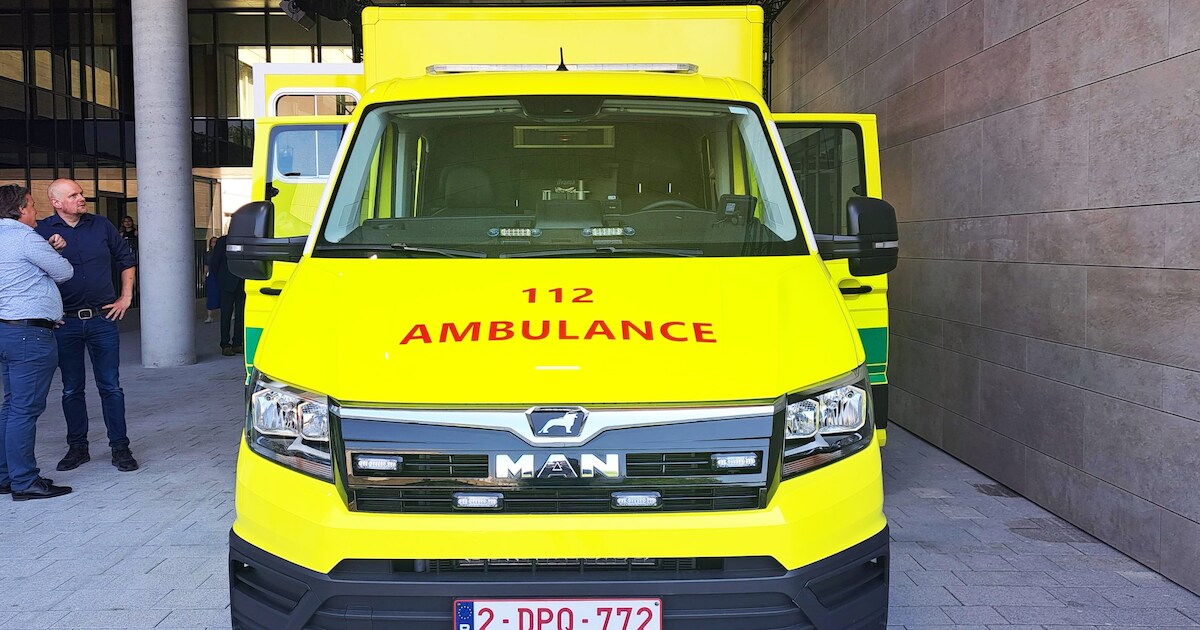 Auto en truck botsen in Houthalen-Helchteren: 35-jarige man raakt gewond | Houthalen-Helchteren ...