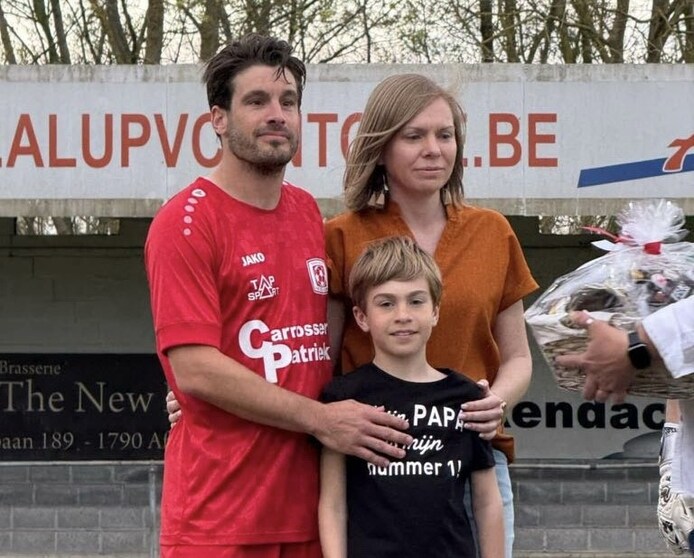 Tim Arijs stopt na 35 jaar met voetballen: “Gilles De Bilde was de ...