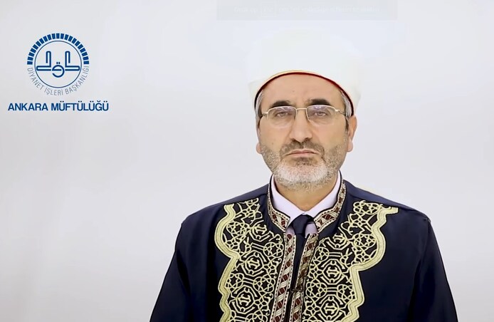 Minister Demir trekt arbeidskaarten van 5 Turkse imams in ...