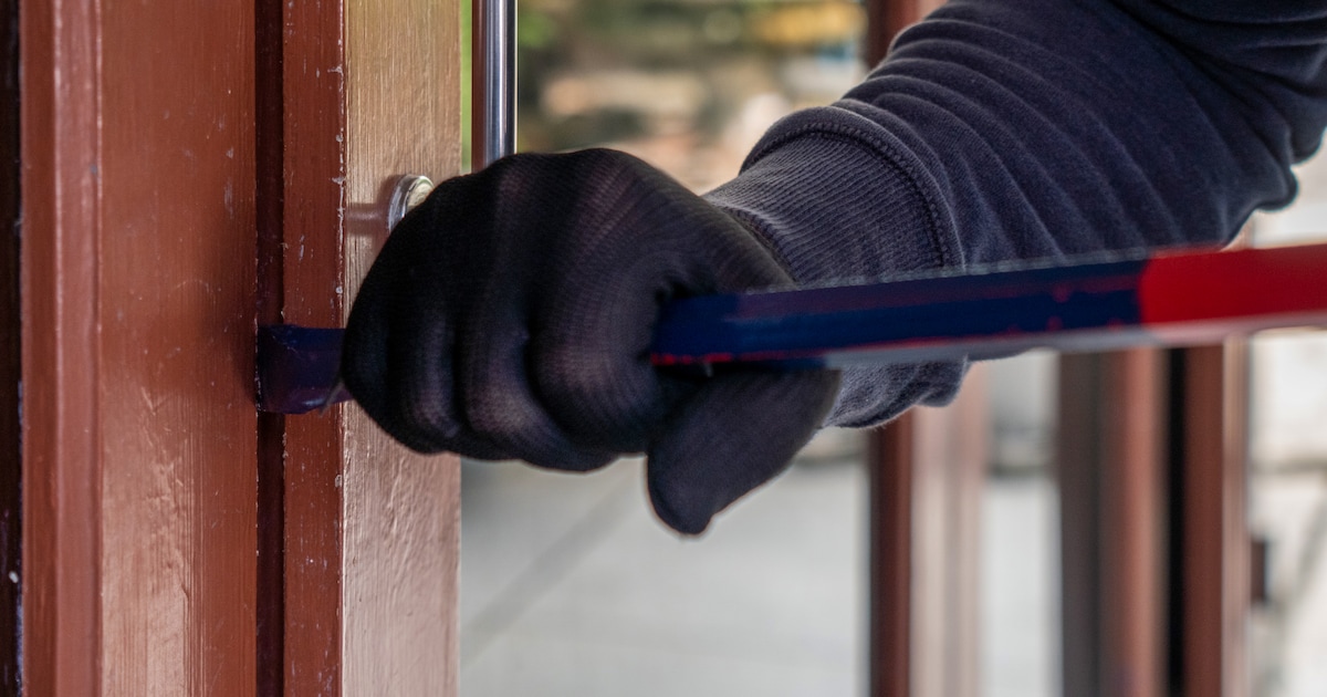 Dief (51) zonder papieren zat al 20 jaar in de cel en moet opnieuw 5 ...