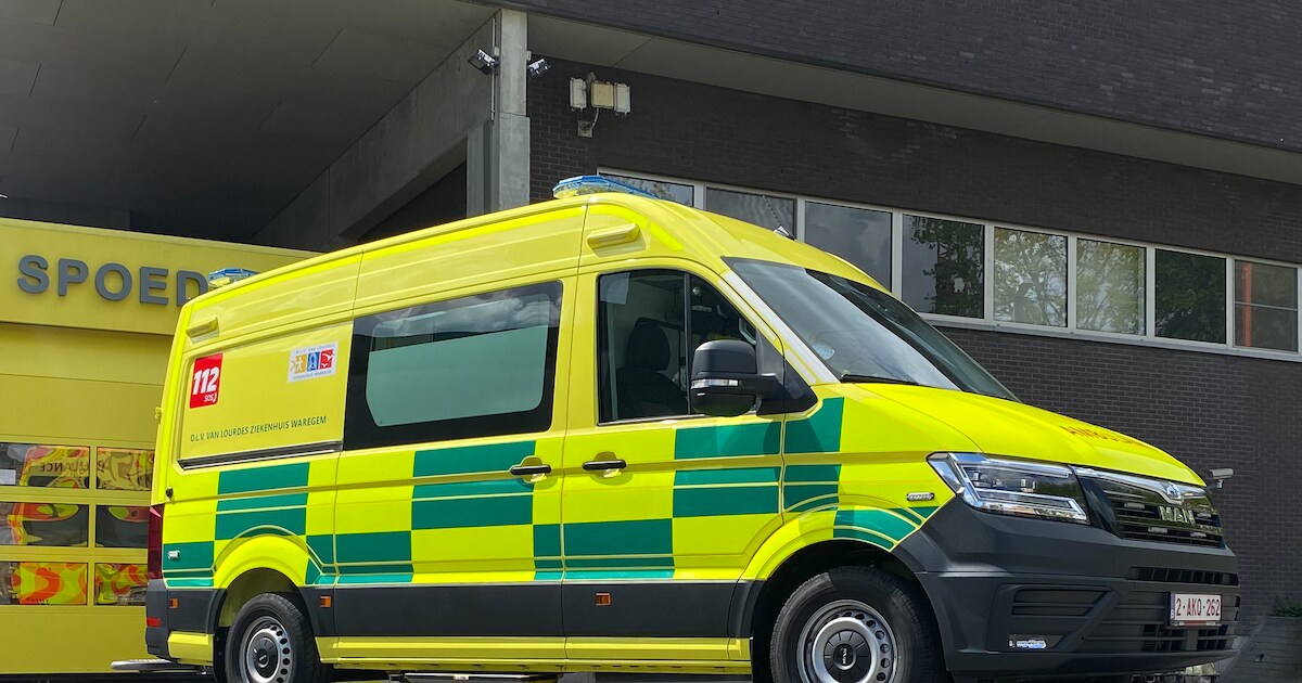 Man met 3 promille vlucht na aanrijding in Waregem maar daagt niet op ...