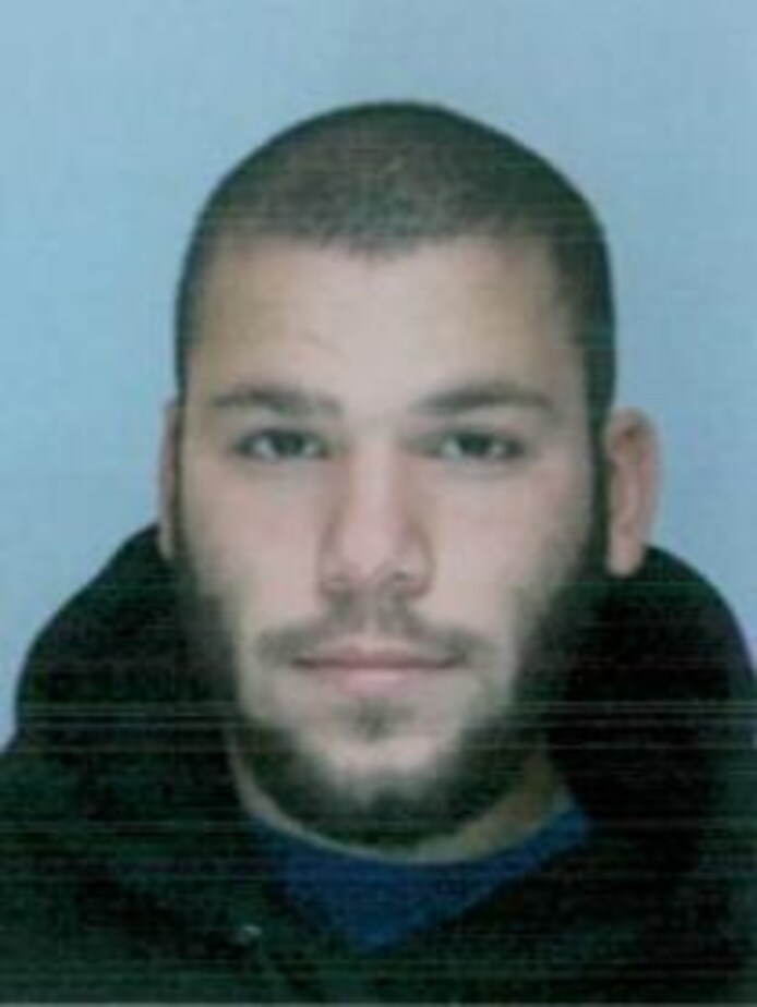 Osama Krayem spreekt assisenhof niet toe tijdens proces over aanslagen ...