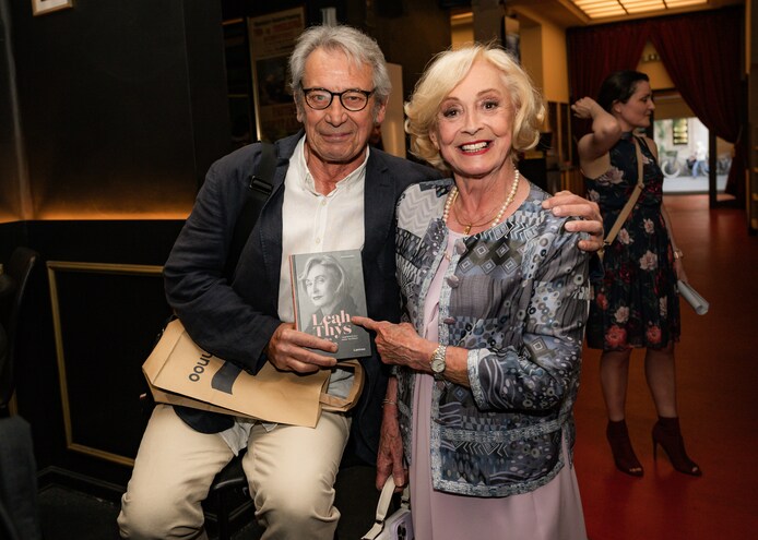 Leah Thys barst in tranen uit bij de lancering van haar memoires: “Mijn ...