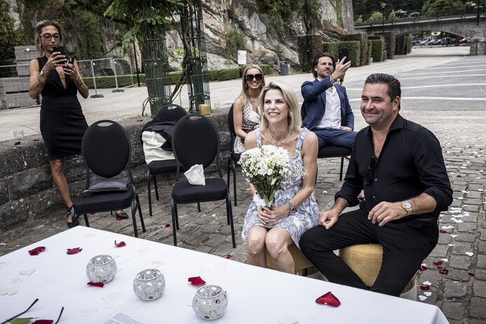 EXCLUSIEF. Tanja Dexters onthult alle details over huwelijk in eerste gesprek: “Mijn boeket komt ...