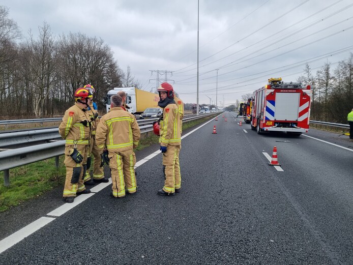 Belg (68) overlijdt bij aanrijding door vrachtwagen op Nederlandse autosnelweg | Buitenland | hln.be
