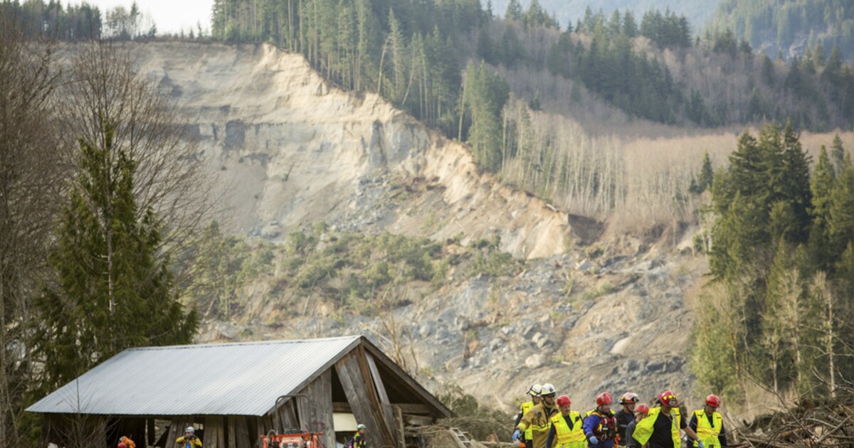 Meer dan 170 vermisten na enorme modderstroom in VS | Buitenland | hln.be