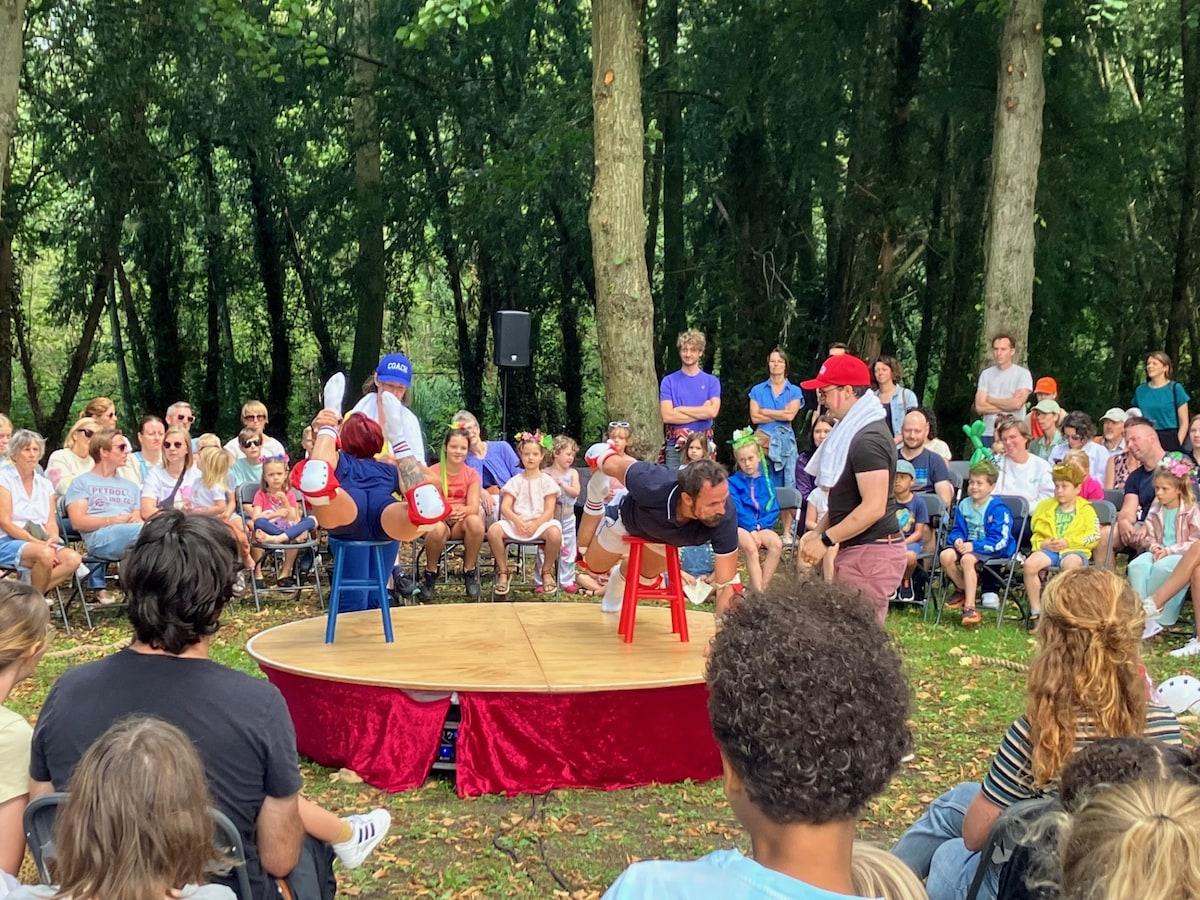 Nieuw cultuurseizoen in Lokeren met Tom Lanoye, Hooverphonic en ...
