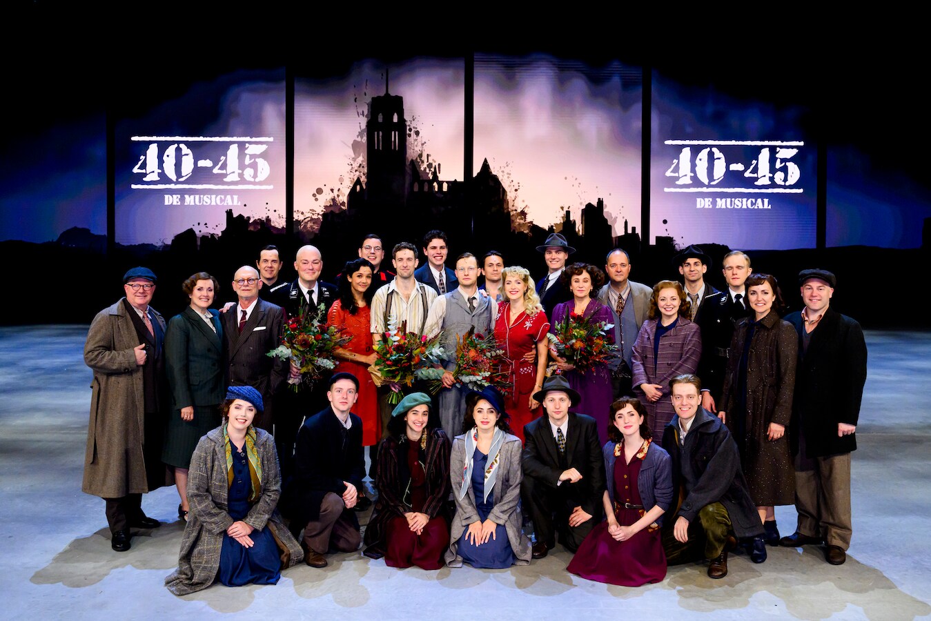 Nederlandse cast van musical ‘40-45’ viert mijlpaal: al 500.000 tickets ...