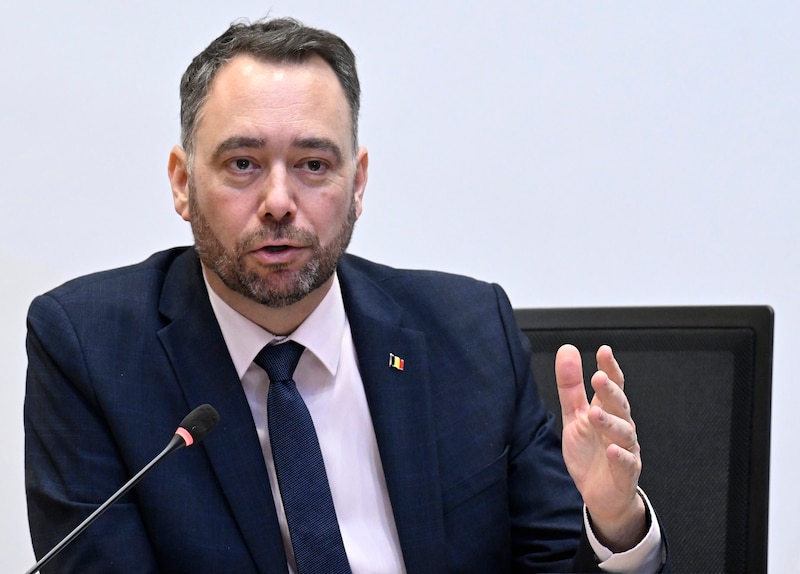 Europa heeft schoon genoeg van Trumps gepoker met heffingen, Macron wil ...