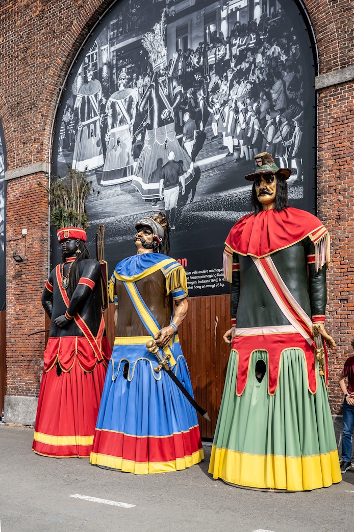 Dendermondse Reuzen trekken in september naar Barcelona voor ...