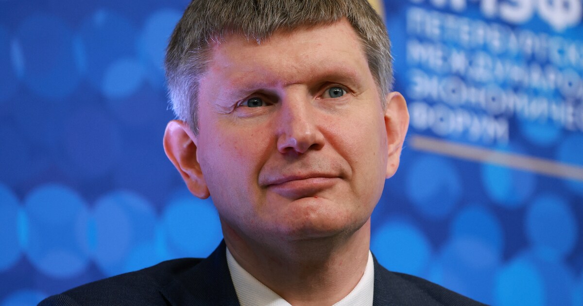 Russische minister van Economie waarschuwt dat het land op de rand ...