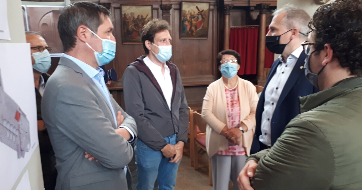 Minister Matthias Diependaele brengt werkbezoek aan kerk van Sint ...