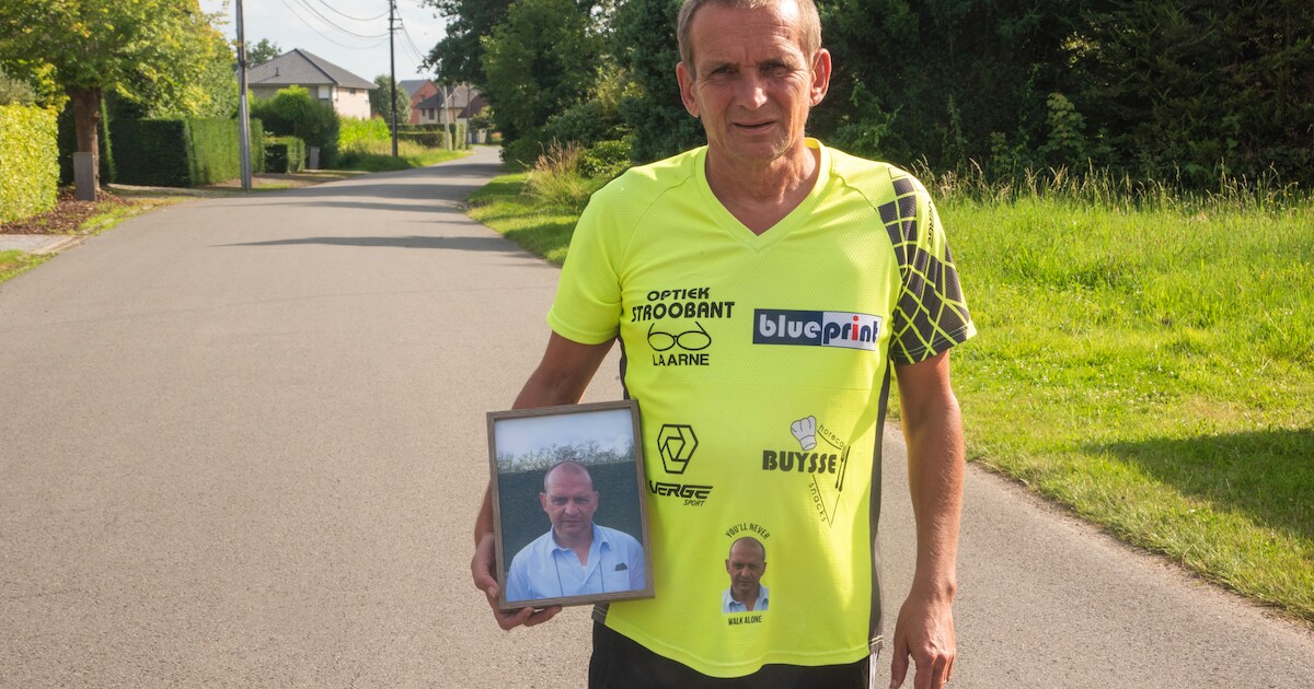 Danny (62) wandelt eerste dodentocht als eerbetoon aan overleden broer ...