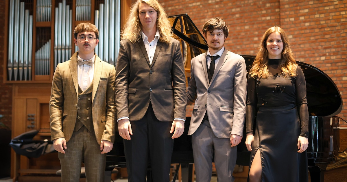 Mystery Pianoconcert brengt intuïtieve muziek naar kerk van Bret ...