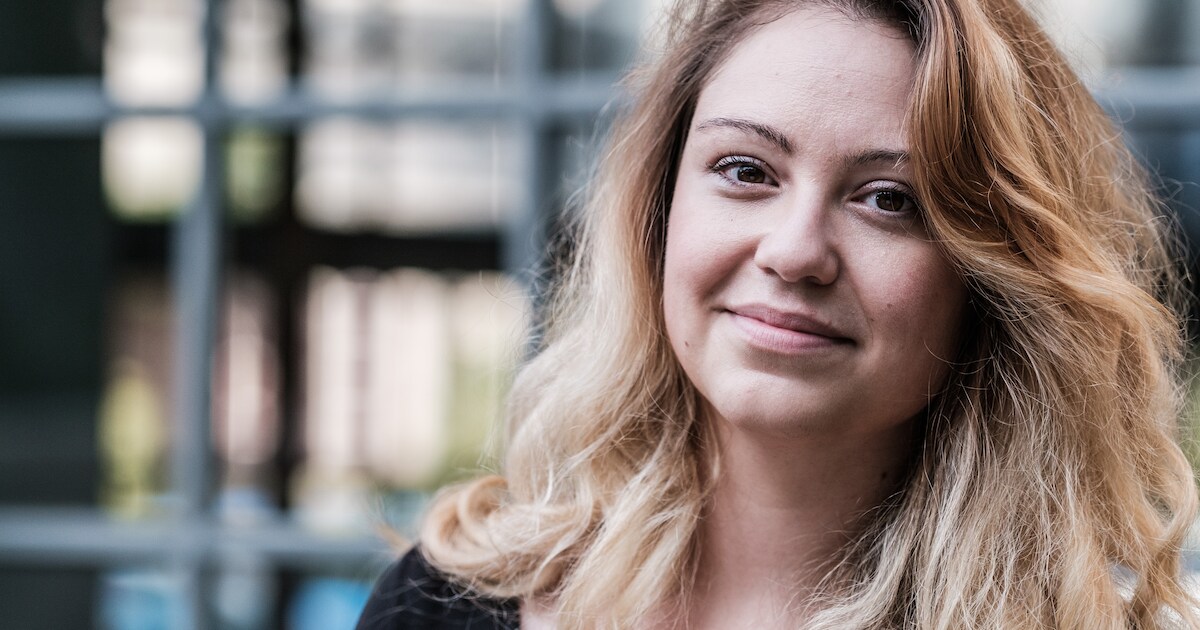 COLUMN. Sara Leemans schrijft over 33-jarige single Hanne: “Liefste ...