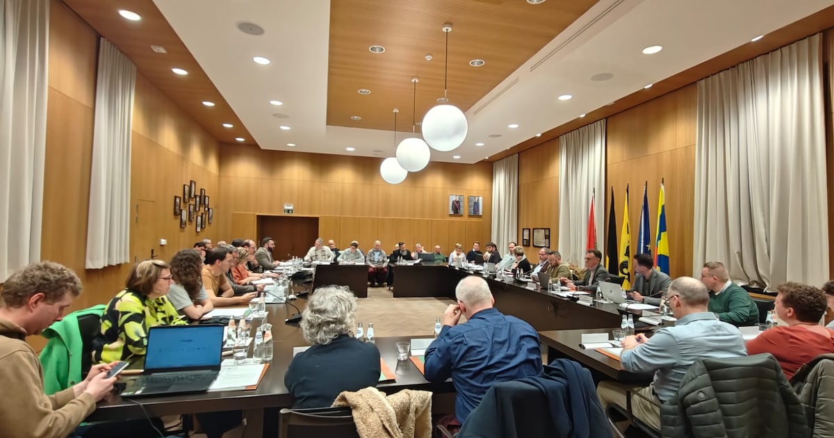 Wat op de agenda van de gemeenteraad? Nieuwe verdeelsleutel brandweer ...