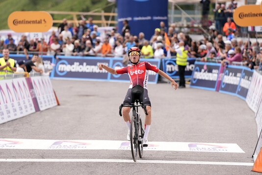 Italiaanse Elisa Longo Borghini wint voor het tweede jaar op een rij de ...