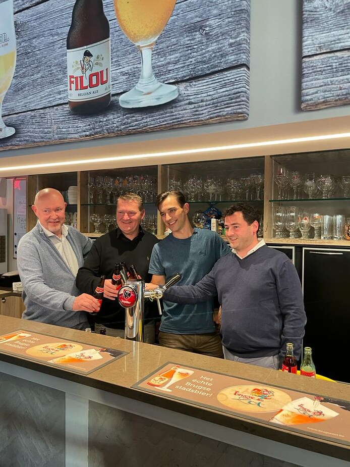 Houthulst viert wereldkampioen Gianni Vermeersch, en benoemt hem tot ...