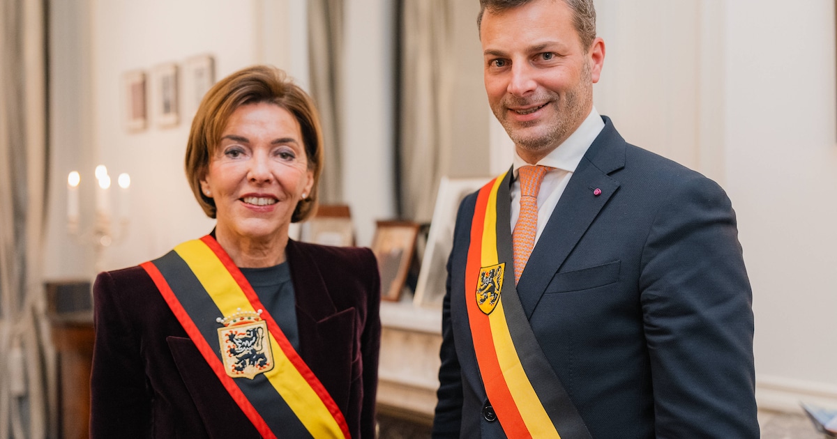 Burgemeester Ignace Michaux: eed afgelegd bij de gouverneur én jarig ...