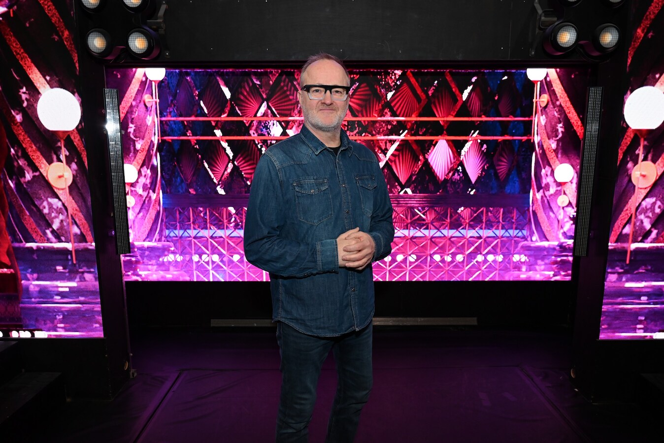 Zwangere Ianthe Tavernier (36) staat met Sandrine en Peter Thyssen op ...