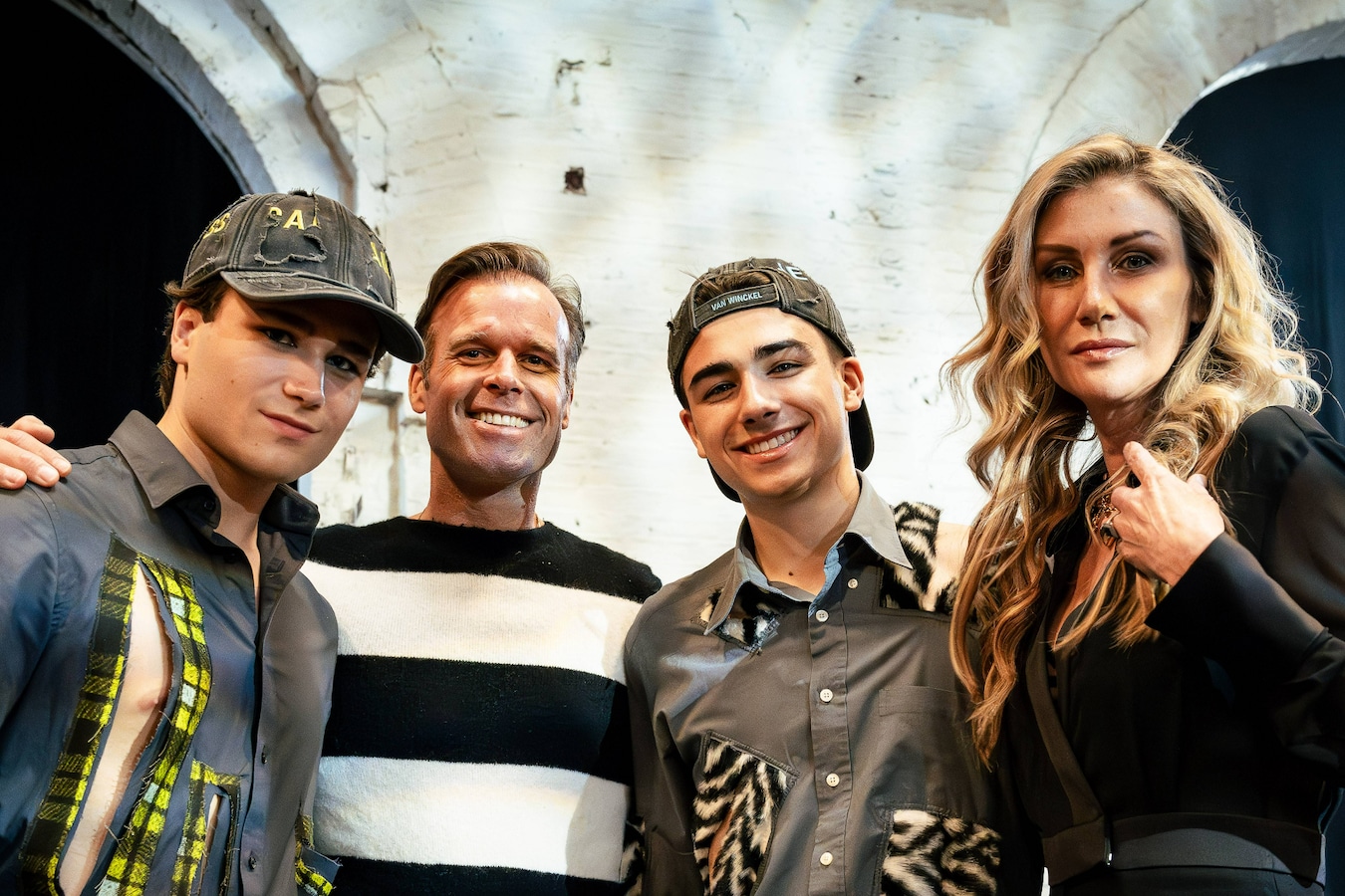 Jongste zoon van Debby Pfaff dolverliefd op Nanoe: “Ze valt helemaal in ...