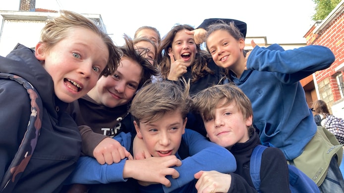 Een school zonder klassen, punten en rapporten? Zo werkt ‘LAB’. “Een ... Een school zonder klassen, punten en rapporten? Zo werkt ‘LAB’. “Een ...